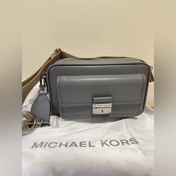 Michael Kors | Bags | Michael Kors Camera Crossbody Bag Gray Leather ...
